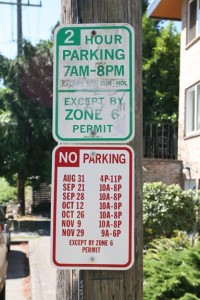 Are you ready to huddle up? Husky Football traffic is coming. (UPDATE)